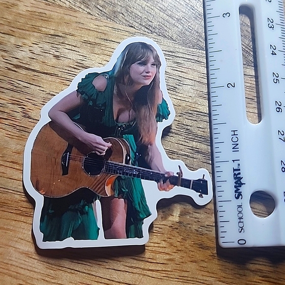 Taylor Swift | Art | 10 Taylor Swift Midnights Folklore 1989 Red Vinyl ...